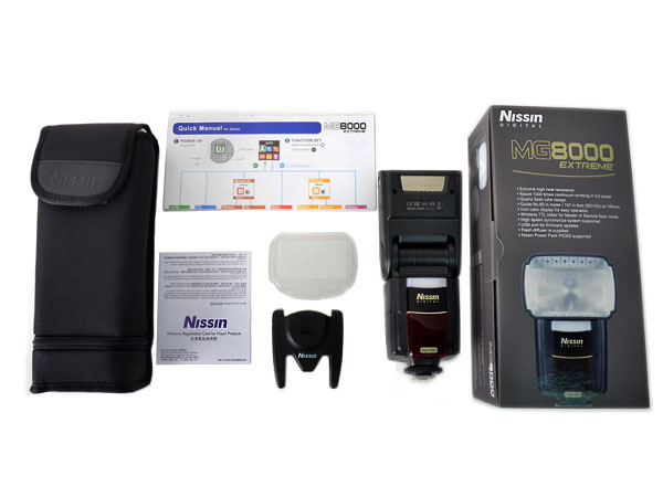 Nissin MG8000 - continutul cutiei - Clubul Foto